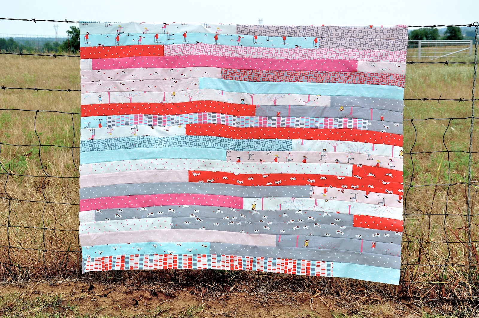Running With Glitter: Jelly Roll Race Quilt 1600