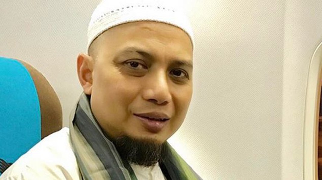 Kumpulan Foto Ustad Arifin Ilham Terbaru Lengkap - FiqihMuslim.com