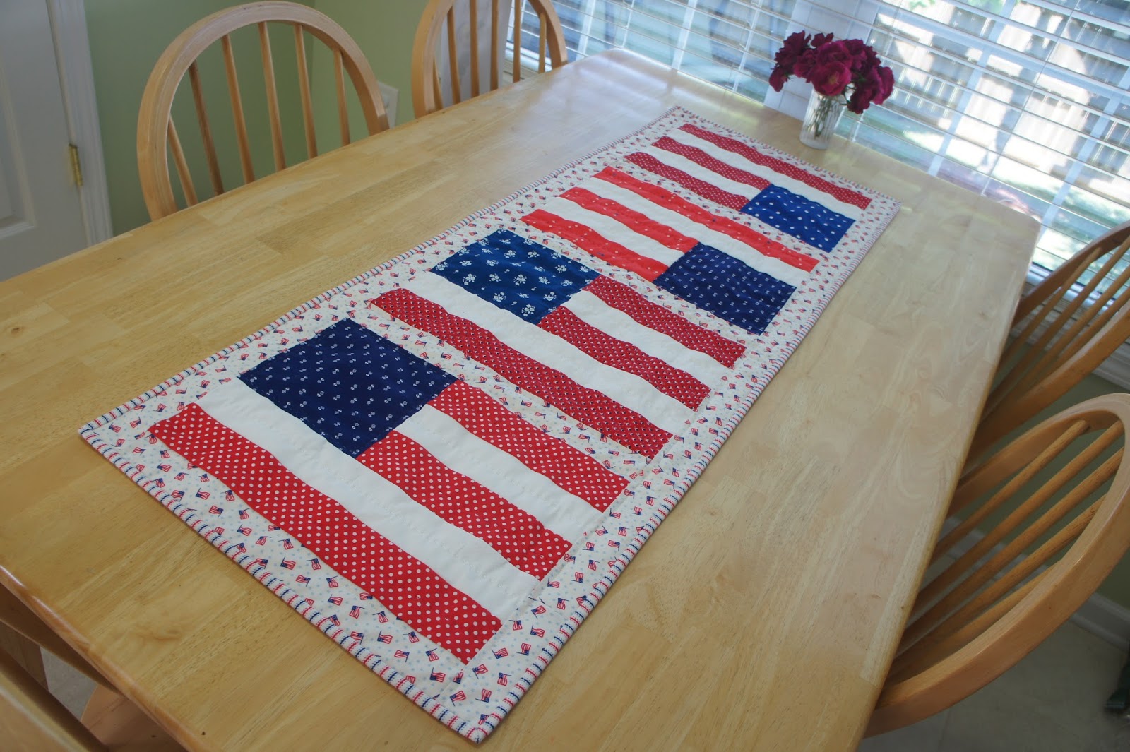Tracy's Bits N Pieces: American Flag Table Runner - a tutorial