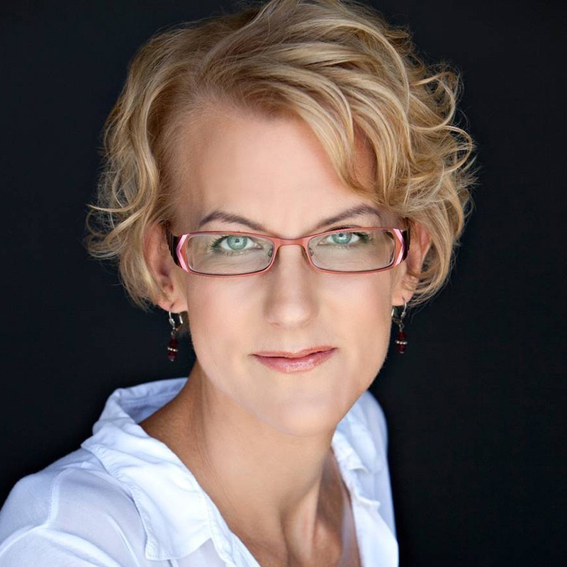 Sinfonia dos Livros: Novidade TopSeller | Envolve-me | J. Kenner