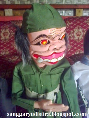 Wayang Golek mirip Roma Irama - Jasa Pembuatan Wayang Golek