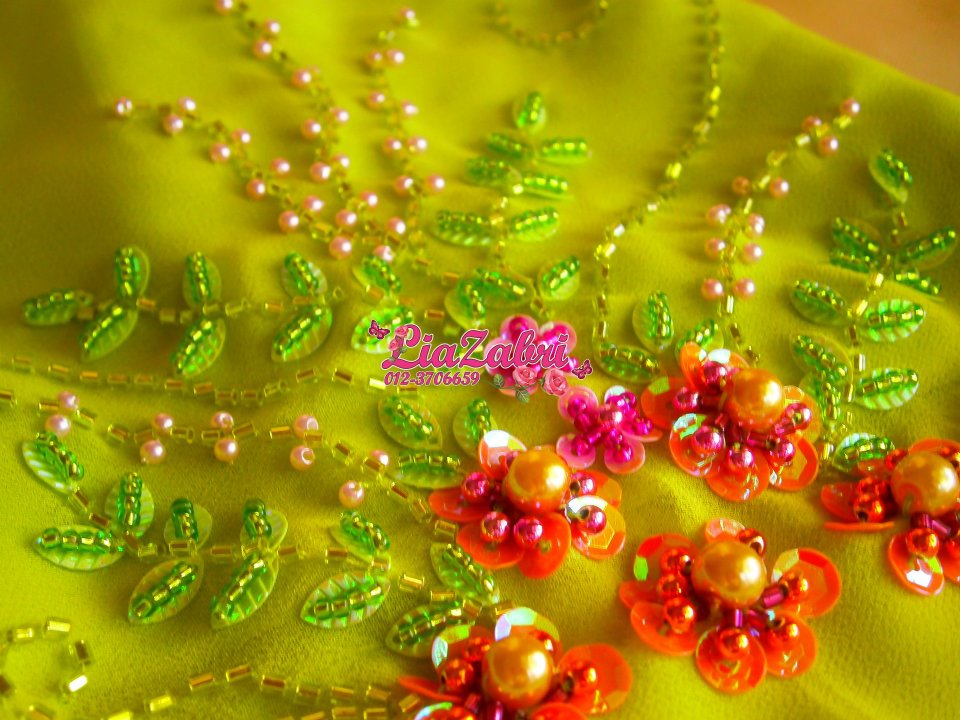 Sulaman Manik LiaZabri Golden Touch: Bunga Lalang Kesuma