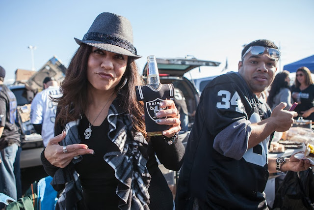 Jennifer Hale: Raider Nation