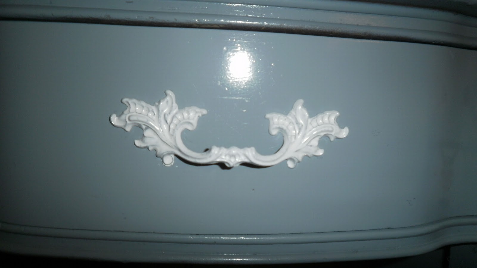 A Cozy Place: Fun Friday: Remake of Bedside Tables