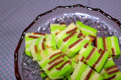 CUPCAKES DREAMS: Moist Steamed Haw Flakes Layered cake- "cake style"- A ...