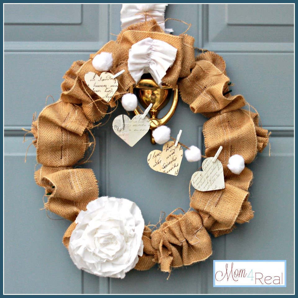 Craft City Minelly: Corona de San Valentín de Arpillera