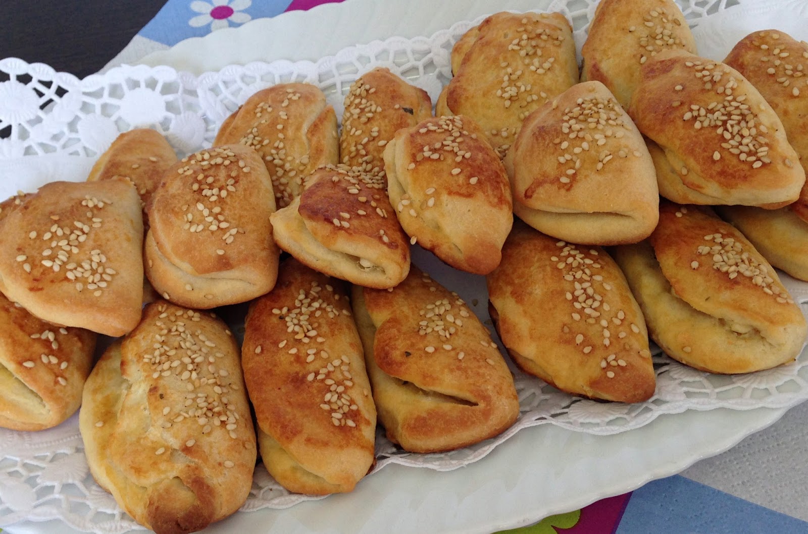 Pudica's Food Corner: Poğaça - Turkish breakfast rolls