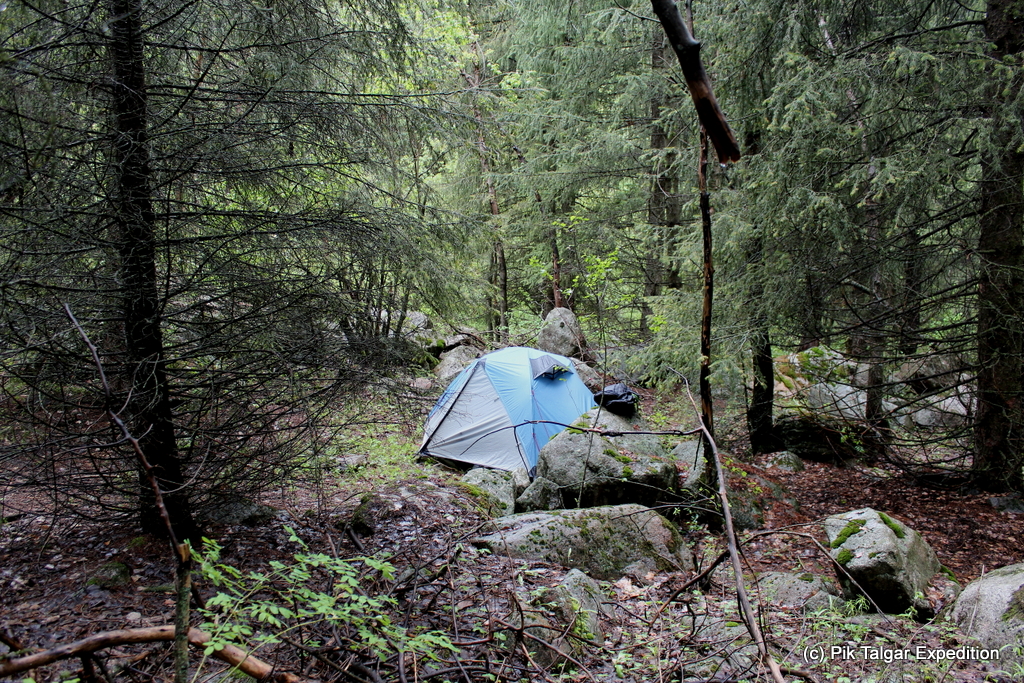 Pik Talgar 5017m Expedition