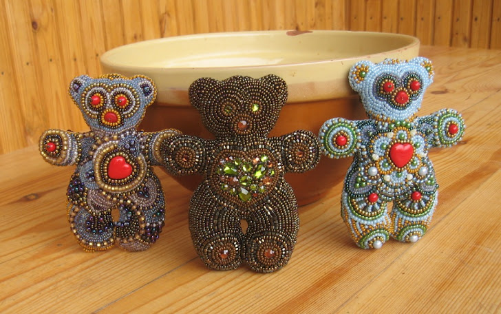 Мишки из бисера