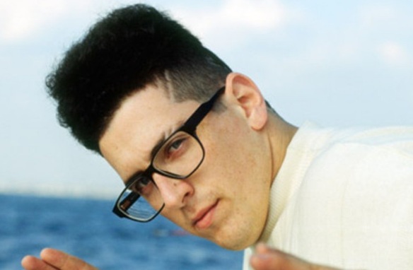 38+ Gaya Rambut Wanita Tahun 90an, Konsep Modis!