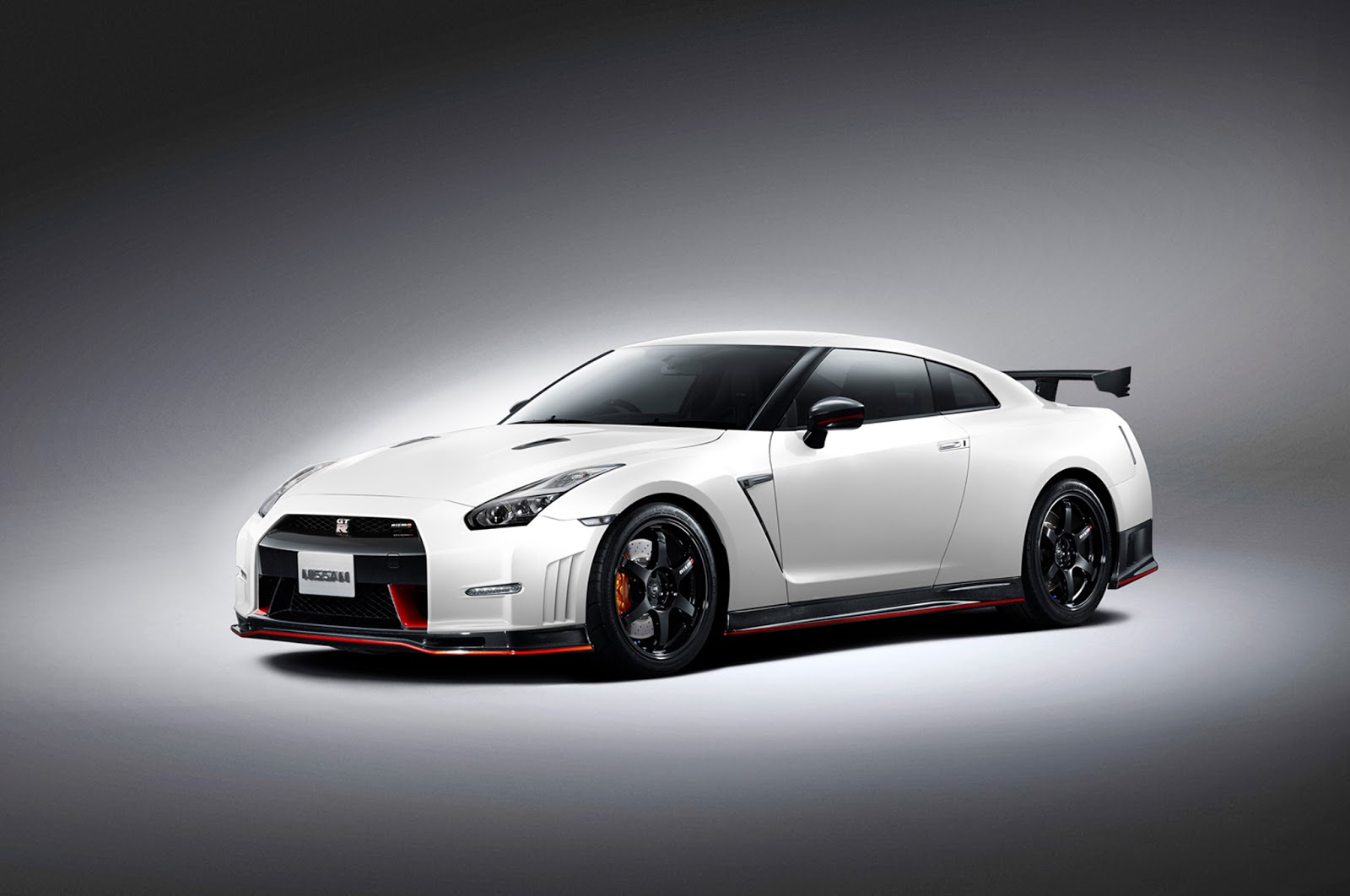2015 Nissan GT-R Nismo - Review, Specs and Pictures | Auto Review 2014