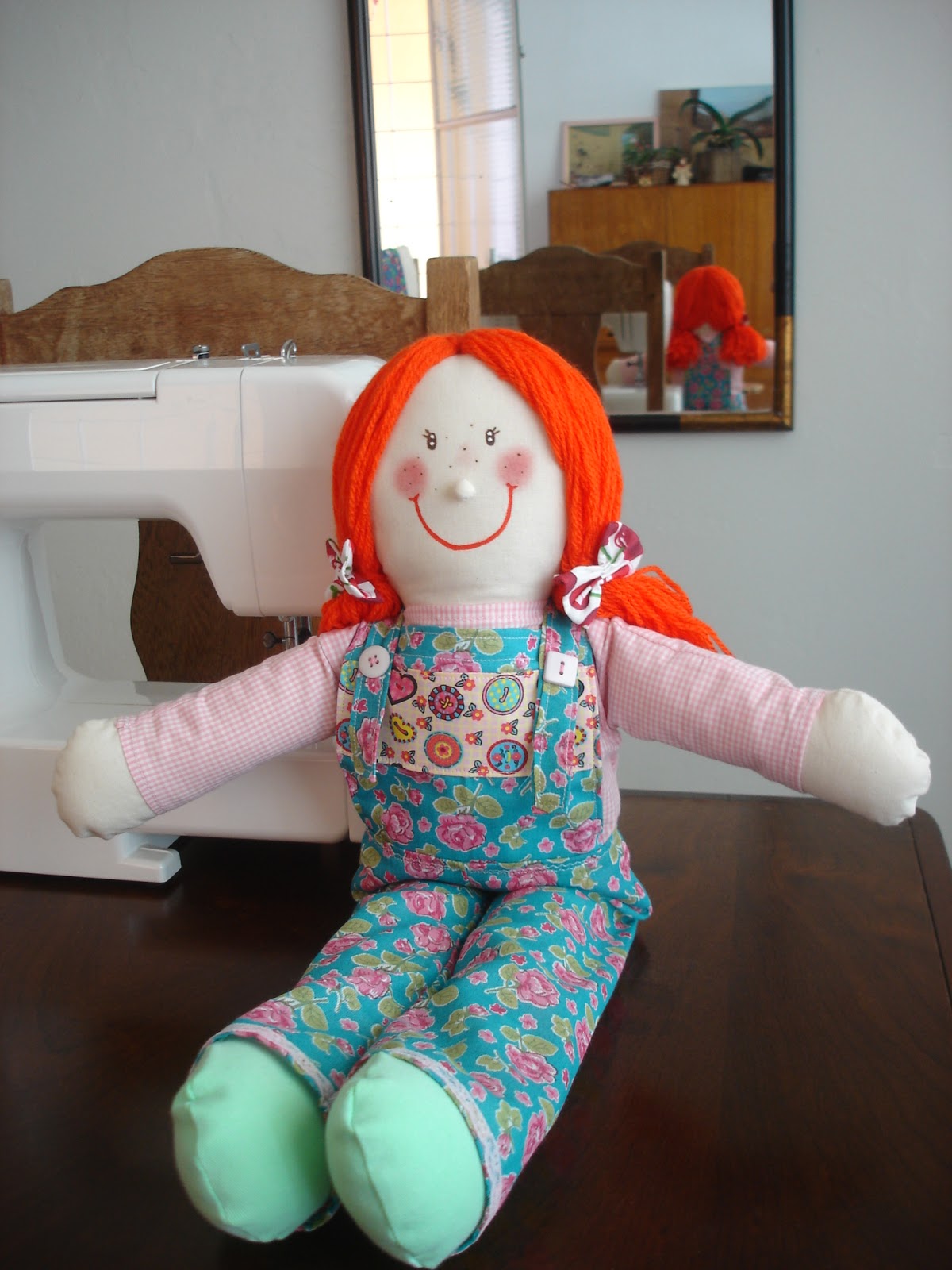 ANA LUIZA TECE brinquedos: Boneca de Pano - a forma simples.