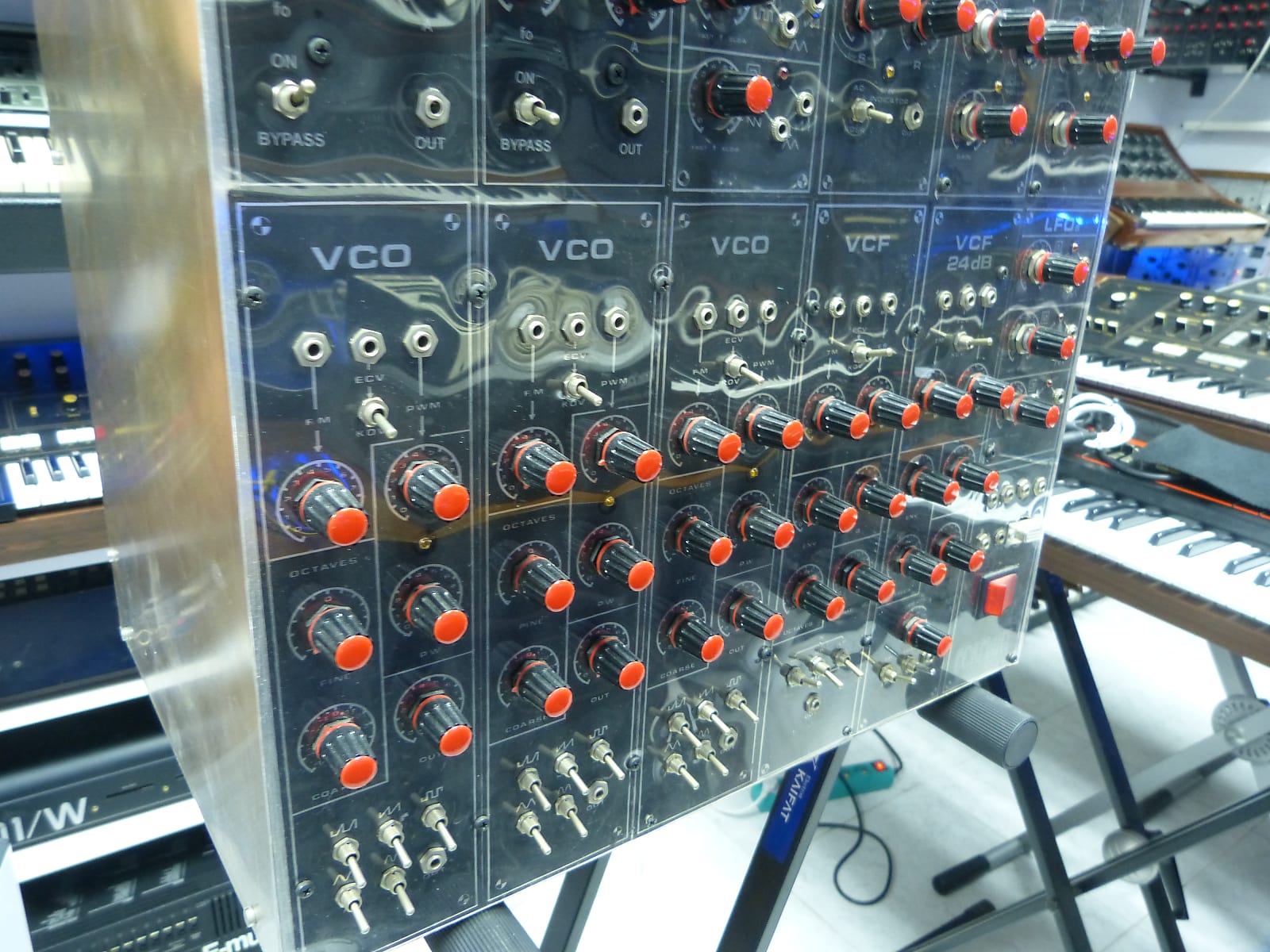 MATRIXSYNTH: Elektor Formant Modular Synthesizer in Custom Clear ...