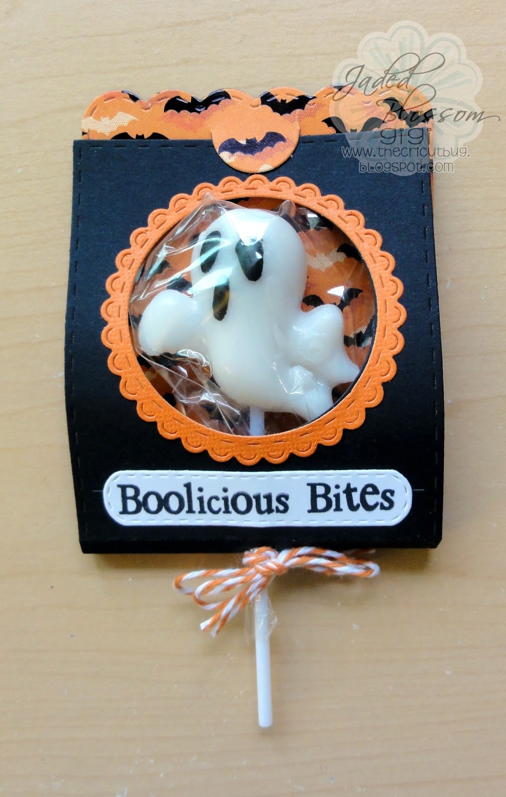 The Cricut Bug: Ghost Lollipops