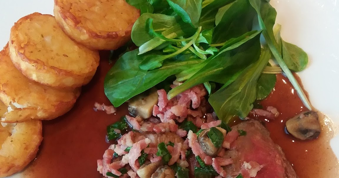 Dunne lende met portosaus en rösti's - Thin loin with port sauce and röstis