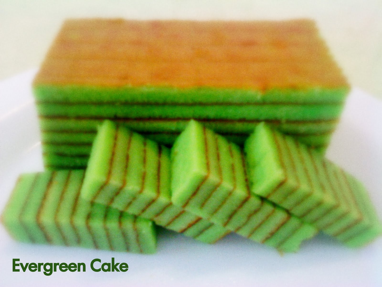 Vanilla Pastry: Evergreen Cake / Kek Lapis Evergreen