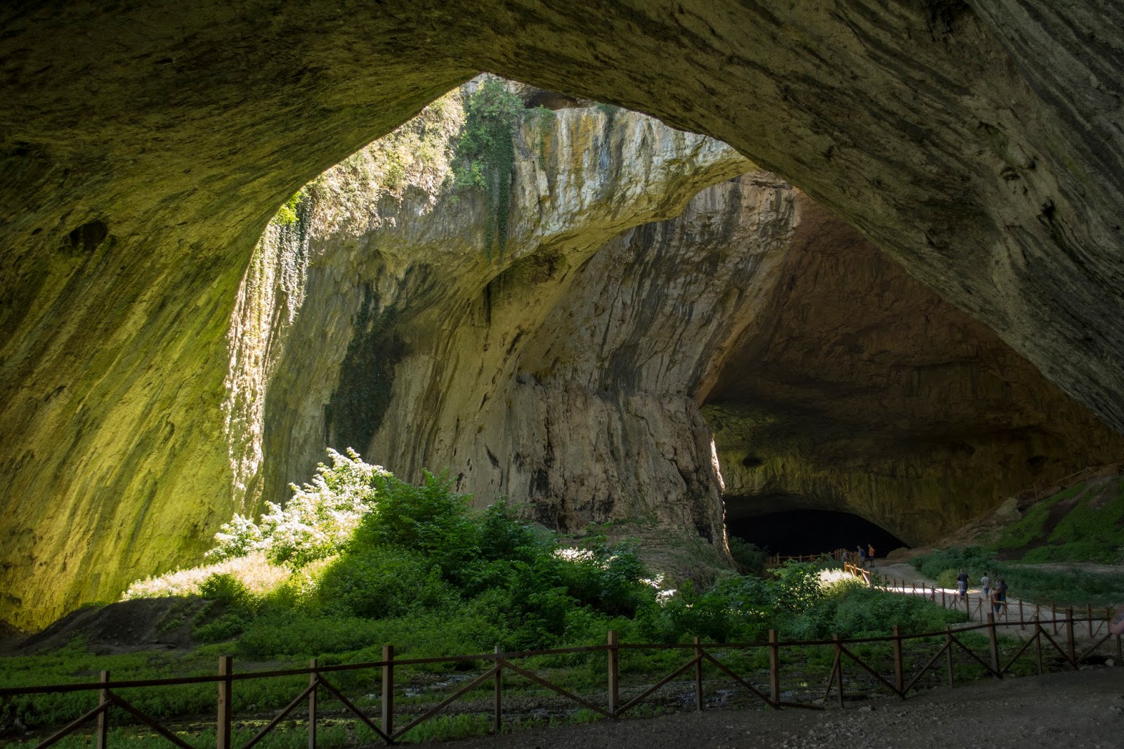 photograph Bulgaria: Devetashka Cave