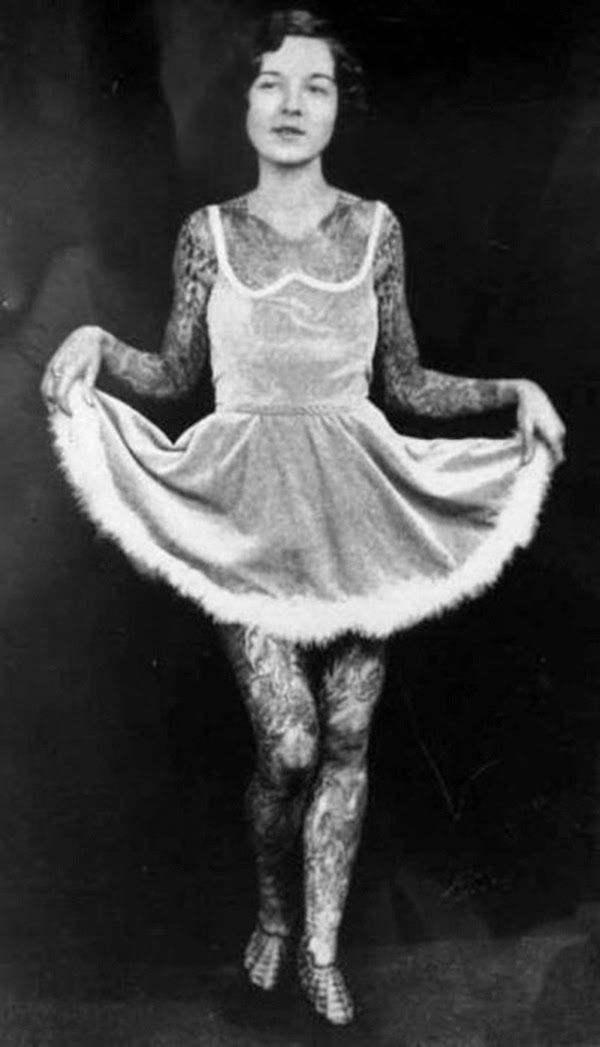 20 Amazing Vintage Portrait Photos of Women With Full Body Tattoos ...