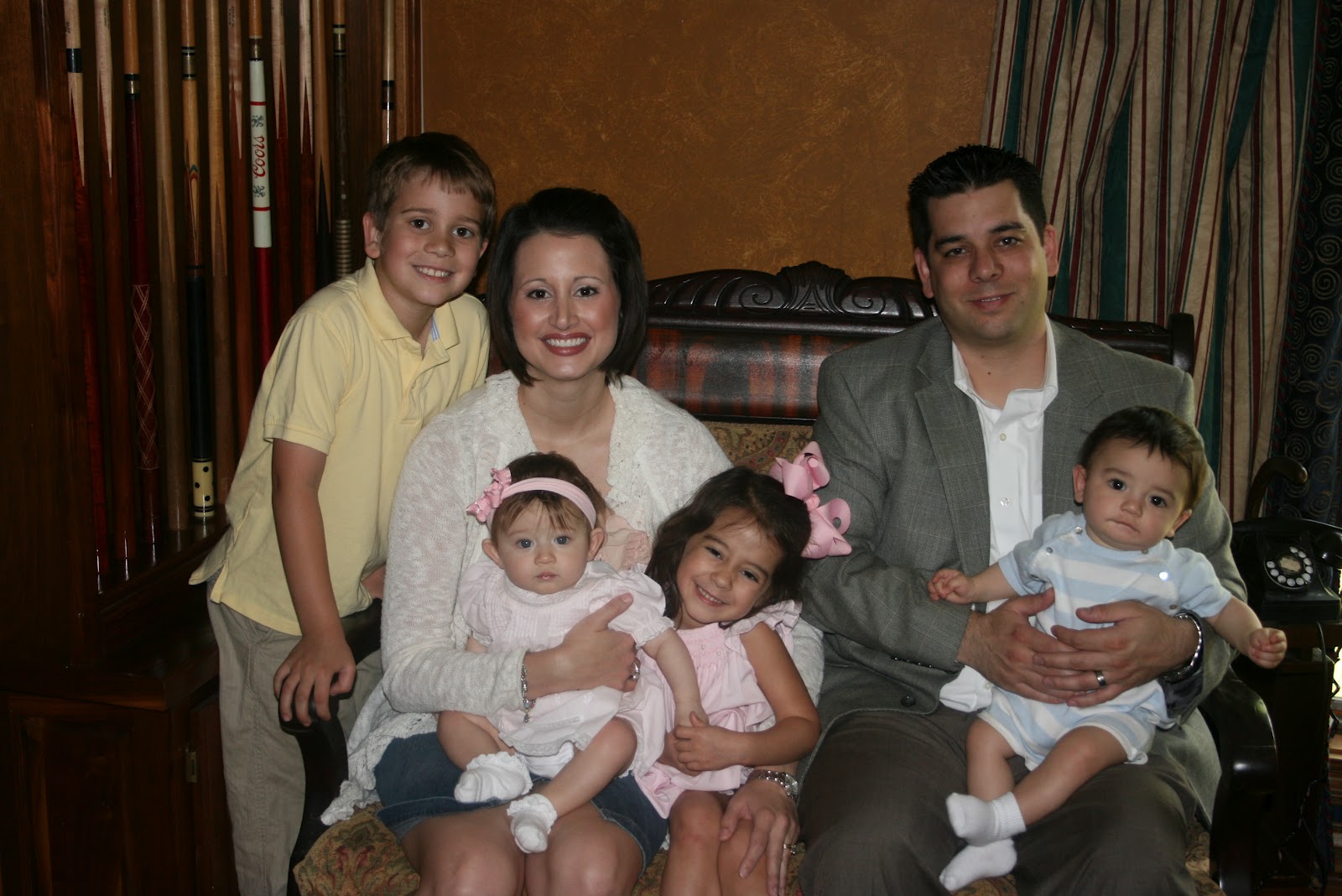 Mom To Many....: Happy Easter From the Coble Family