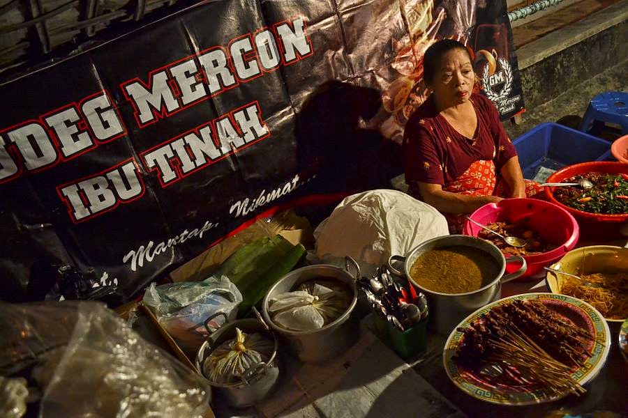 7 GUDEG PALING TERKENAL DAN UNIK DI YOGYAKARTA ~ GUDEG KALENG JOGJA