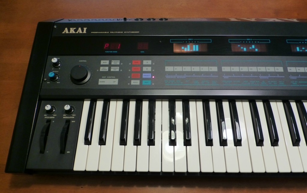 MATRIXSYNTH: Akai AX80 1984 Vintage Synth