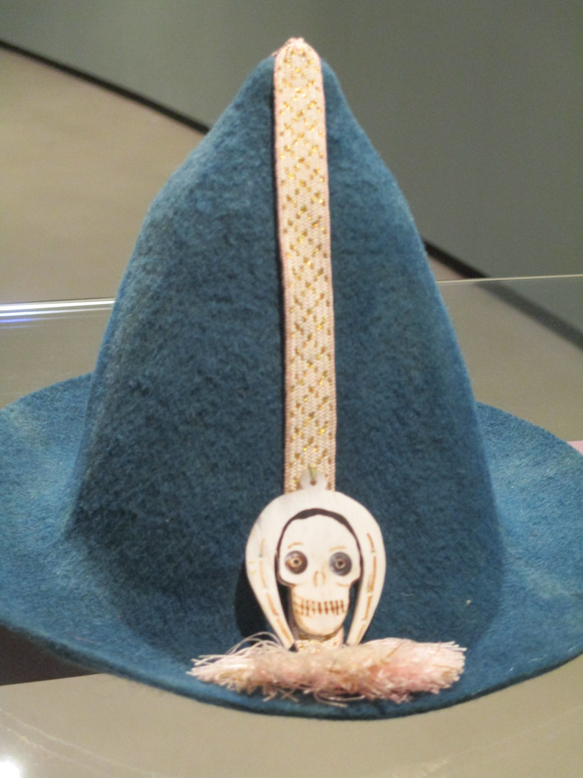 joseph scissorhands: Frances Upritchard: Wetwang Slack