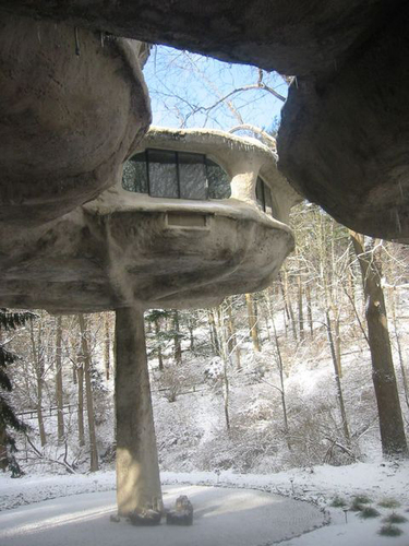 Beautiful Abodes: Wacky homes that make you go 'Wha?!'