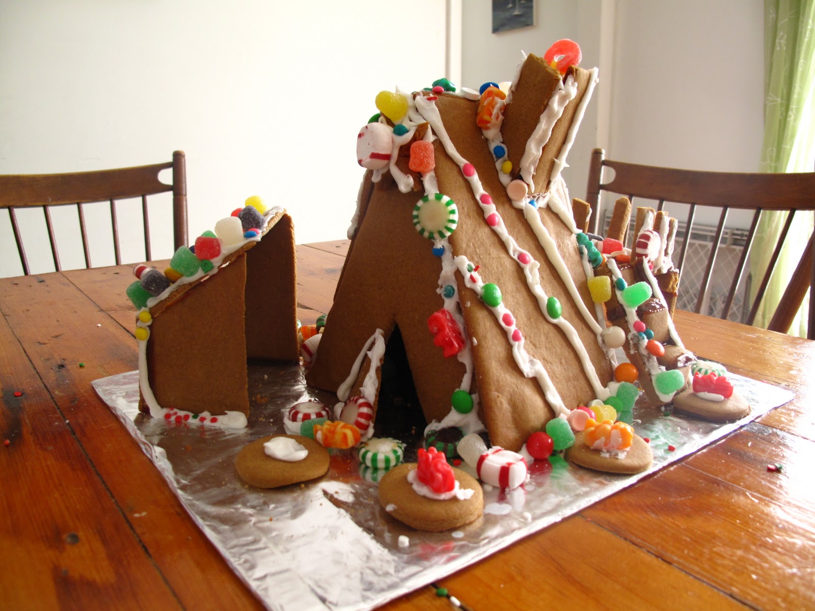 The Mary Frances Project: Real Gingerbread Houses