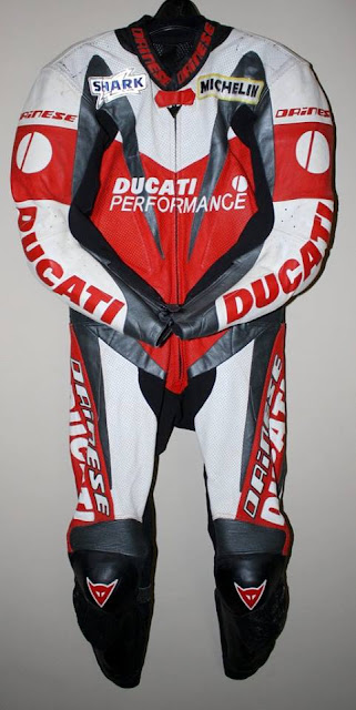Racing Cafè: Dainese Racing Suit Carl Fogarty 1998 - MotoMemorabilia.com