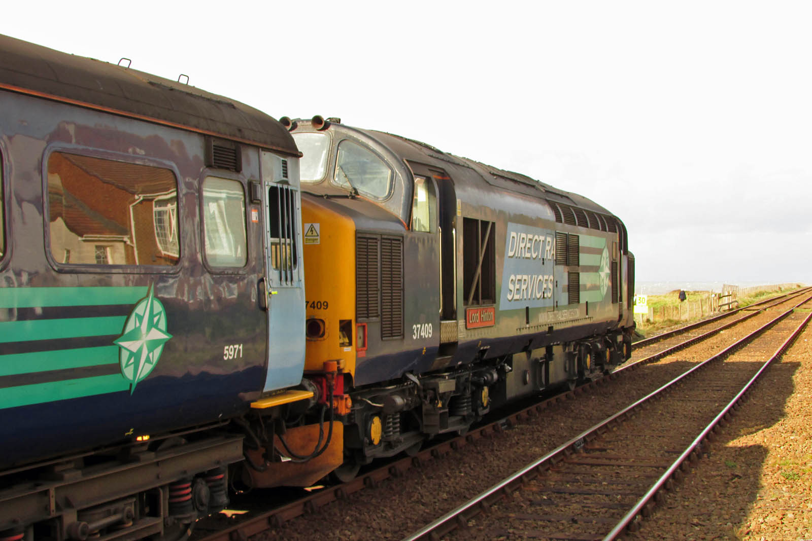 47s and other Classic Power at Southampton: Cumbrian Coast Class 37s ...