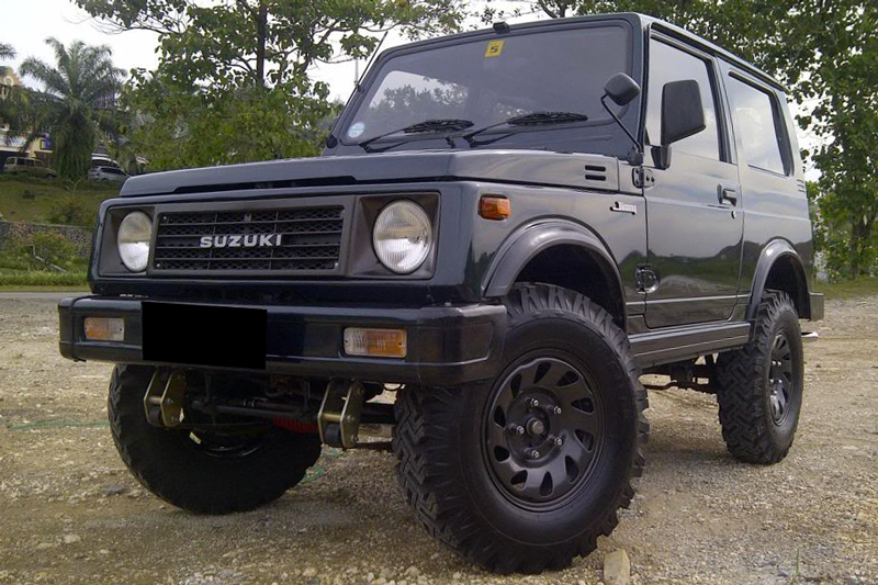 Sejarah dan Macam Tipe Suzuki Jimny / Katana di Indonesia - Topgir