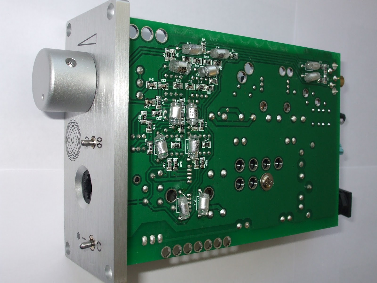 bo: MEIER-AUDIO CORDA ARIETTA headphone amplifier inside.