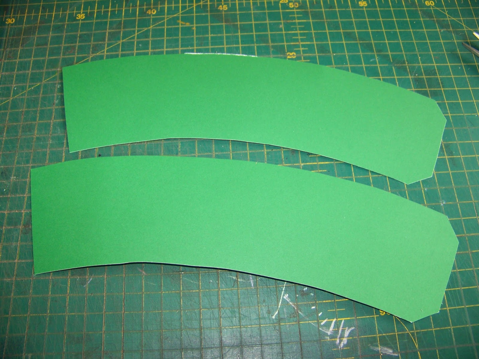 A Pretty Talent Blog: Making Paper Cup Wrappers For A Party