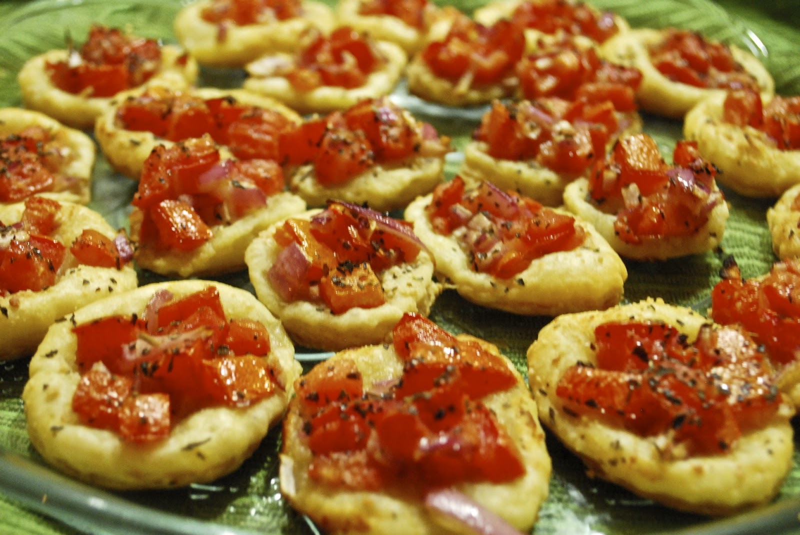 "Point-less" Meals: Mini Bruschetta Tarts