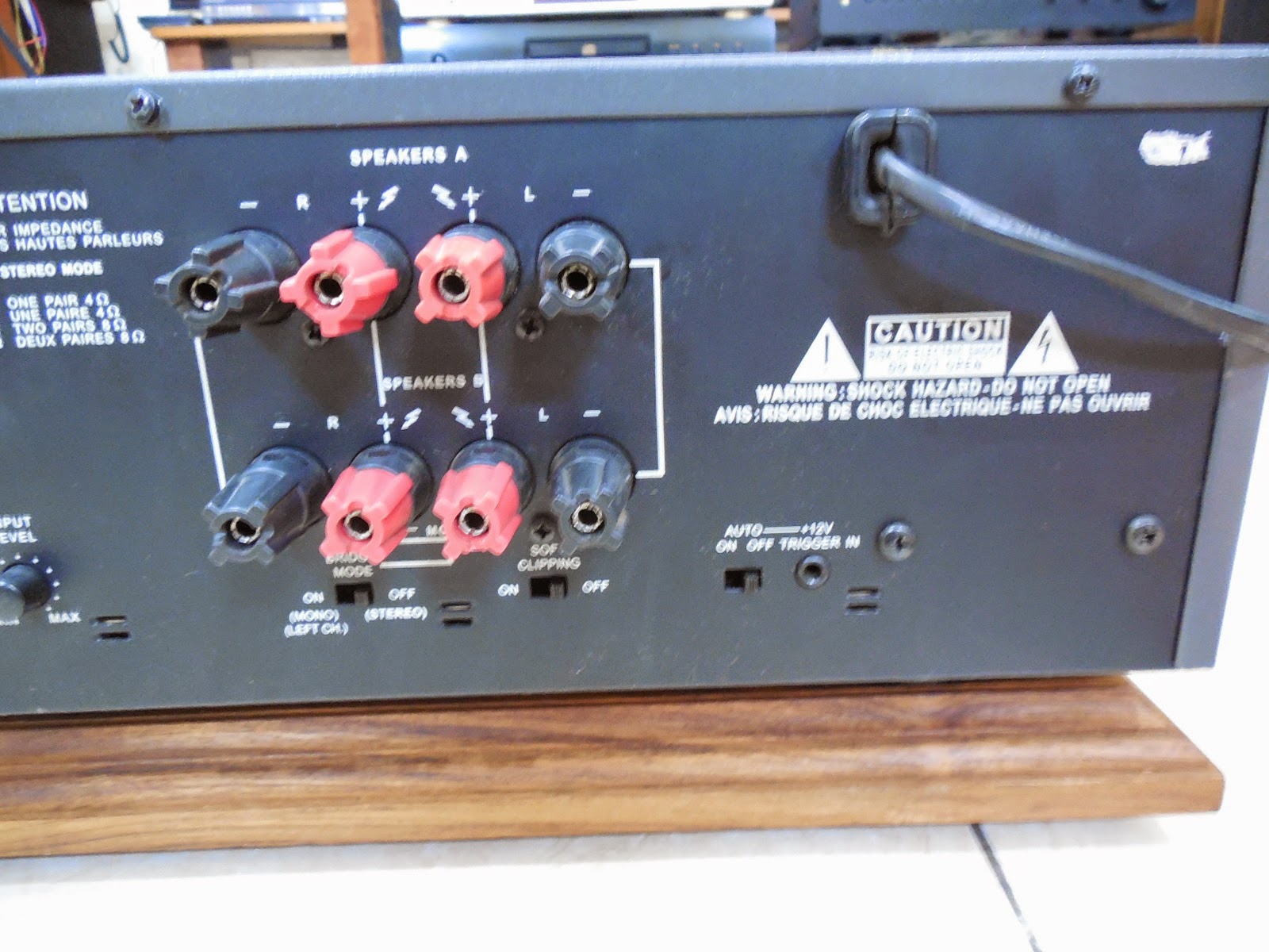 all about audio: Nad C270 Power Amplifier