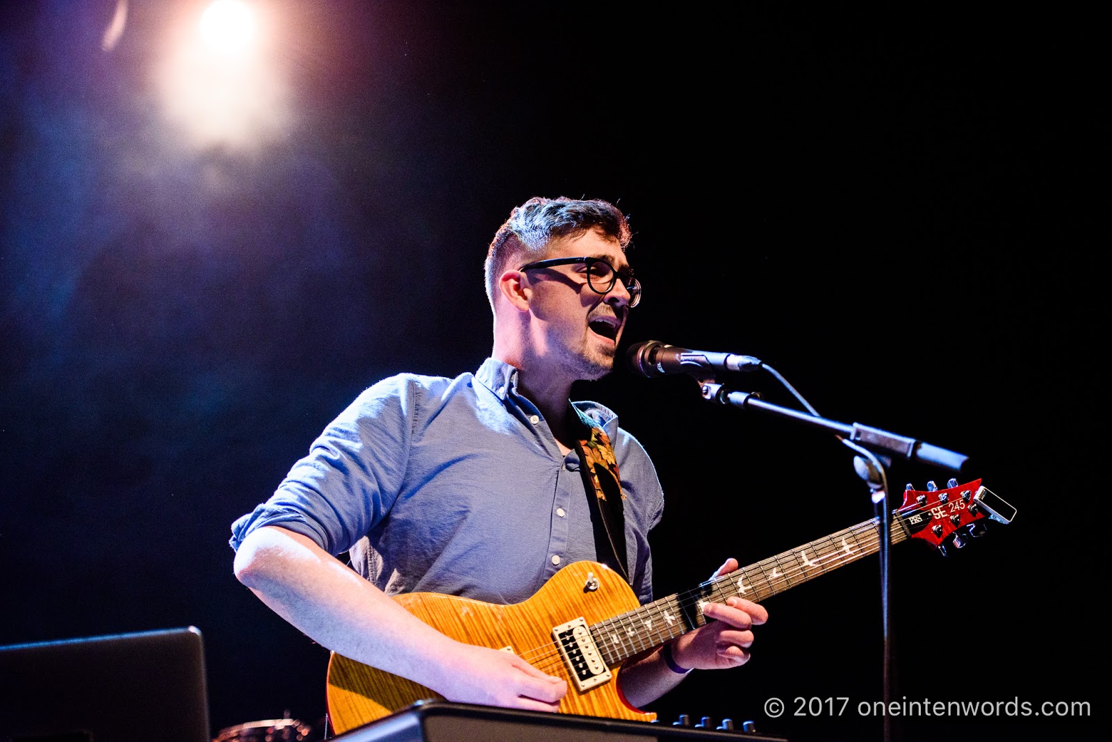 one in ten words: C. Duncan at The Danforth Music Hall - Concert Pictures