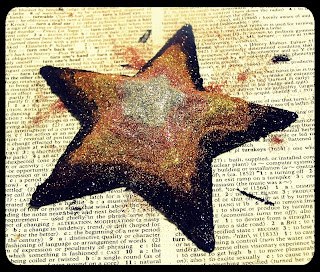 DIY: Shimmering Paper Star Tree Topper | Bona Fide Boho