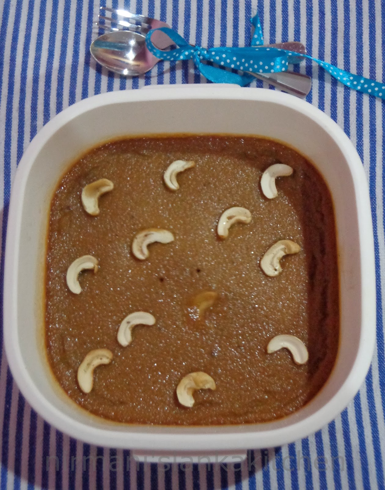 nirmani's lanka kitchen: sri lankan Watalappan/ Juggery pudding