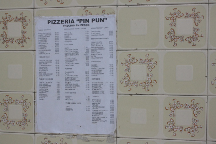 Pizzería Pin Pun: Alma Singer Take Me Out