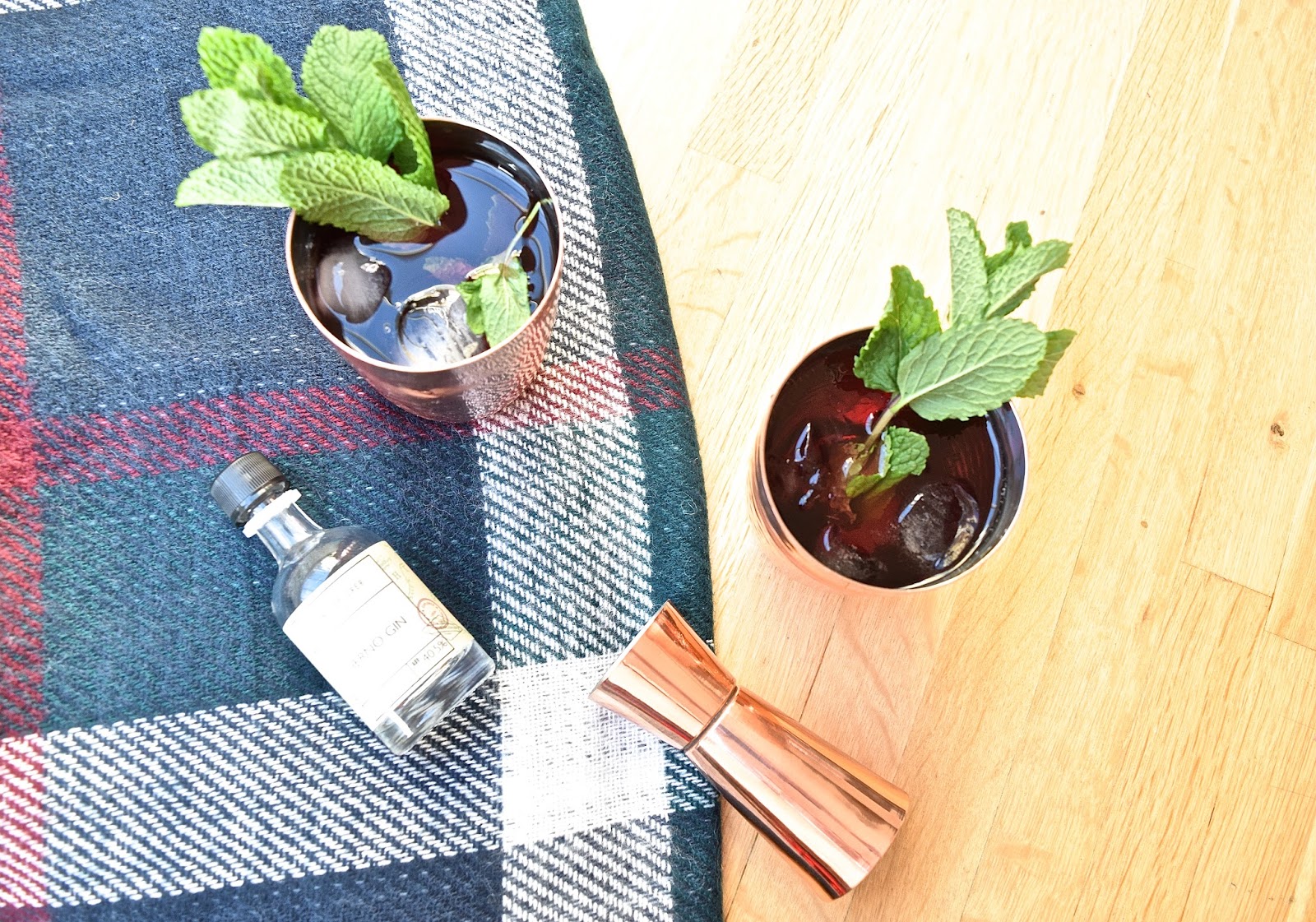 GIN-gle Bells* | Hannah Elizabeth