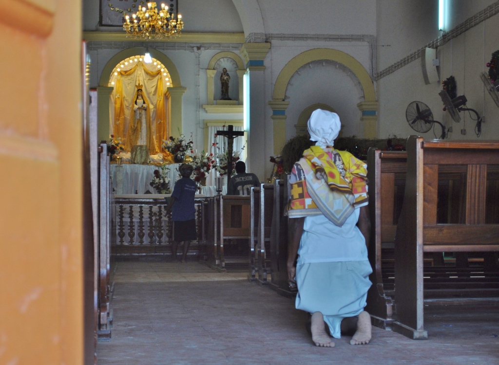 Mamã Muxima (Angola) - O Berço do Mundo