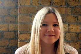 The Snow Book: Reseña: Frágil Como Nosotras - Sara Barnad