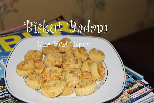 INTAI DAPUR: Biskut Badam....