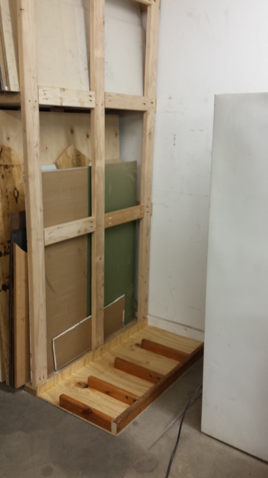 MRX Designs: Vertical Pipe Storage Rack