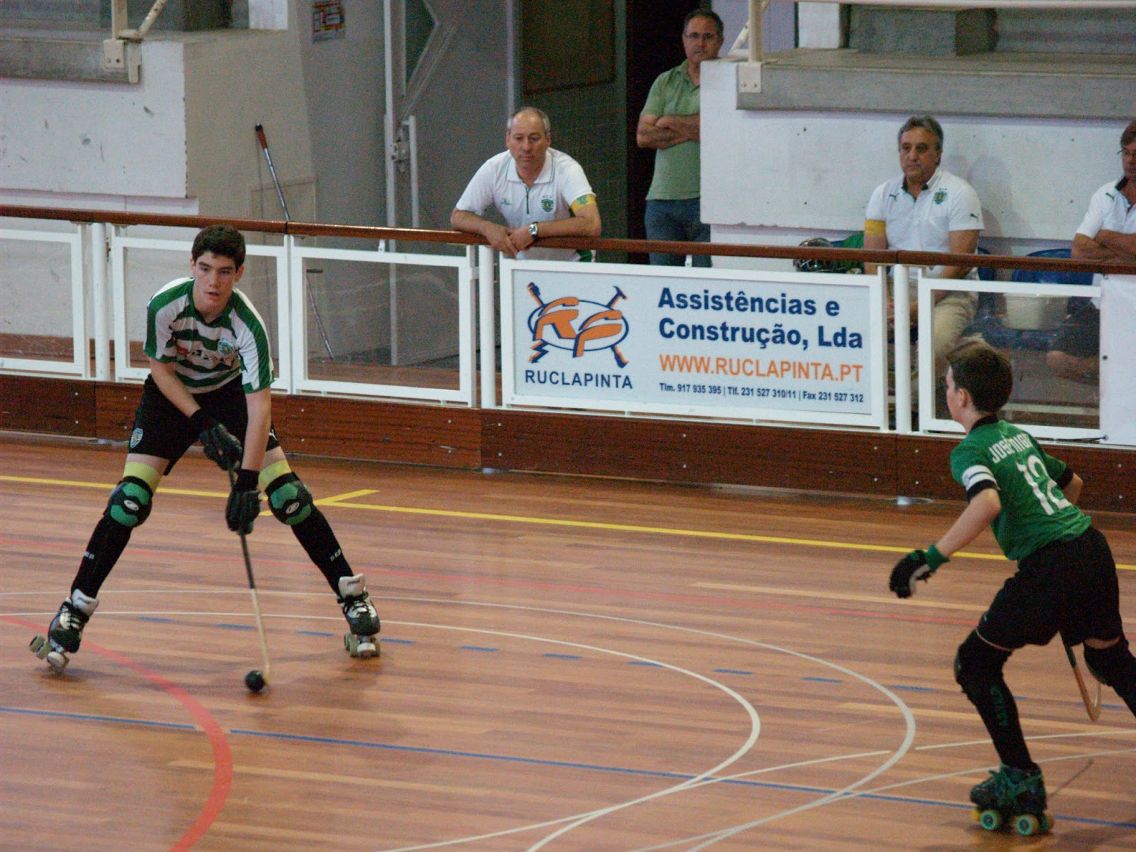 Hóquei Minhoto: Infantis - AD Valongo na final. Triunfo sobre o ...