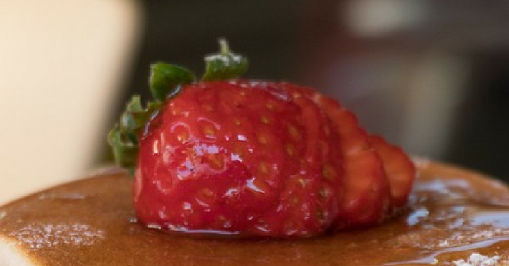 Making Pancakes is So Easy with Magnolia Pancake Plus Shake and Squeeze ...