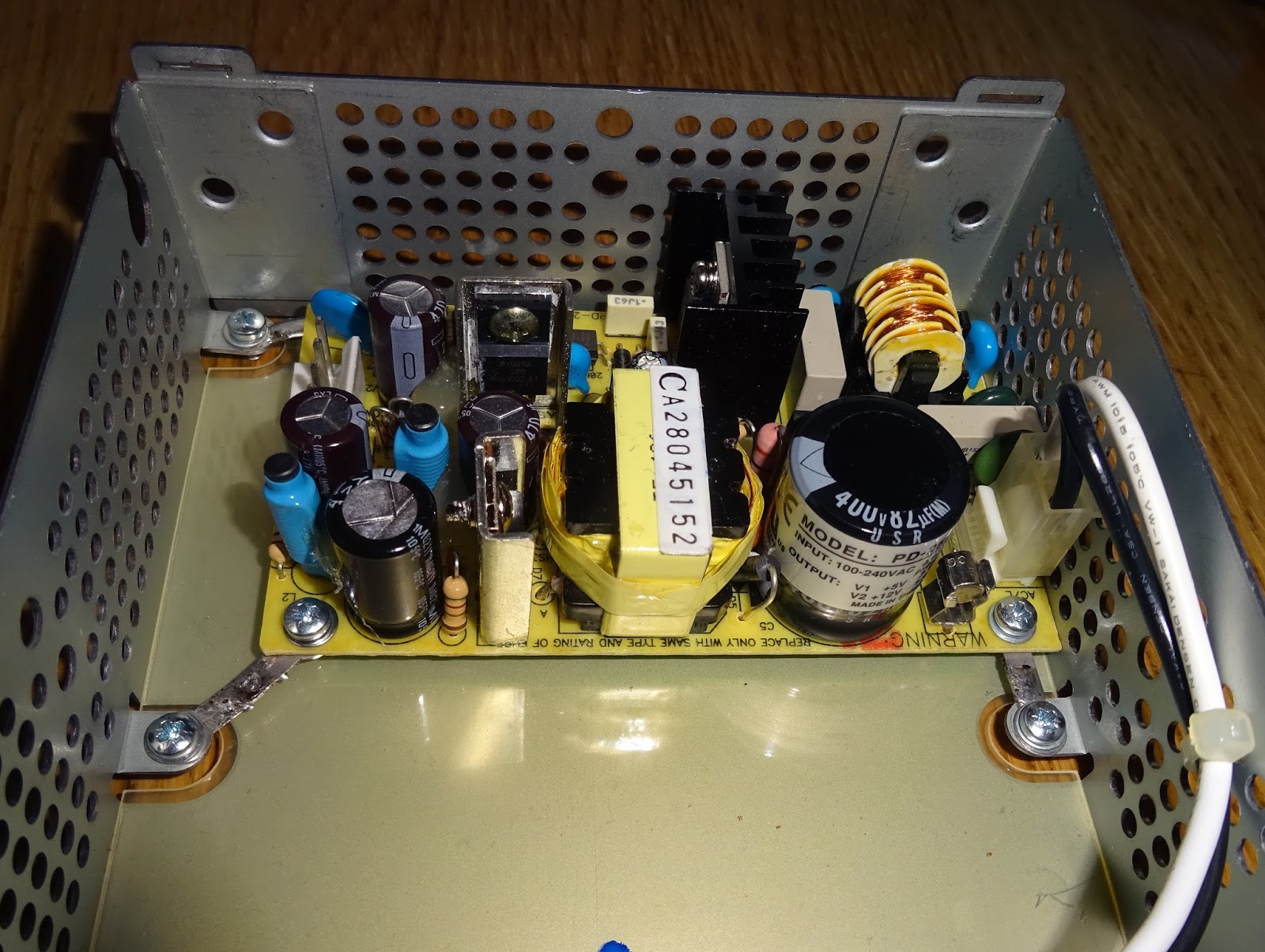 Tynemouth Software: Commodore 1571 Power Supply Conversion