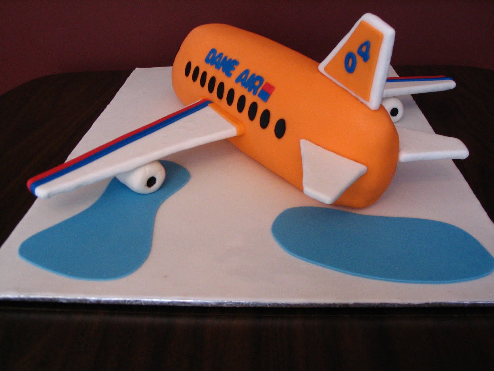Cakes by Julia: Airplane Cake!