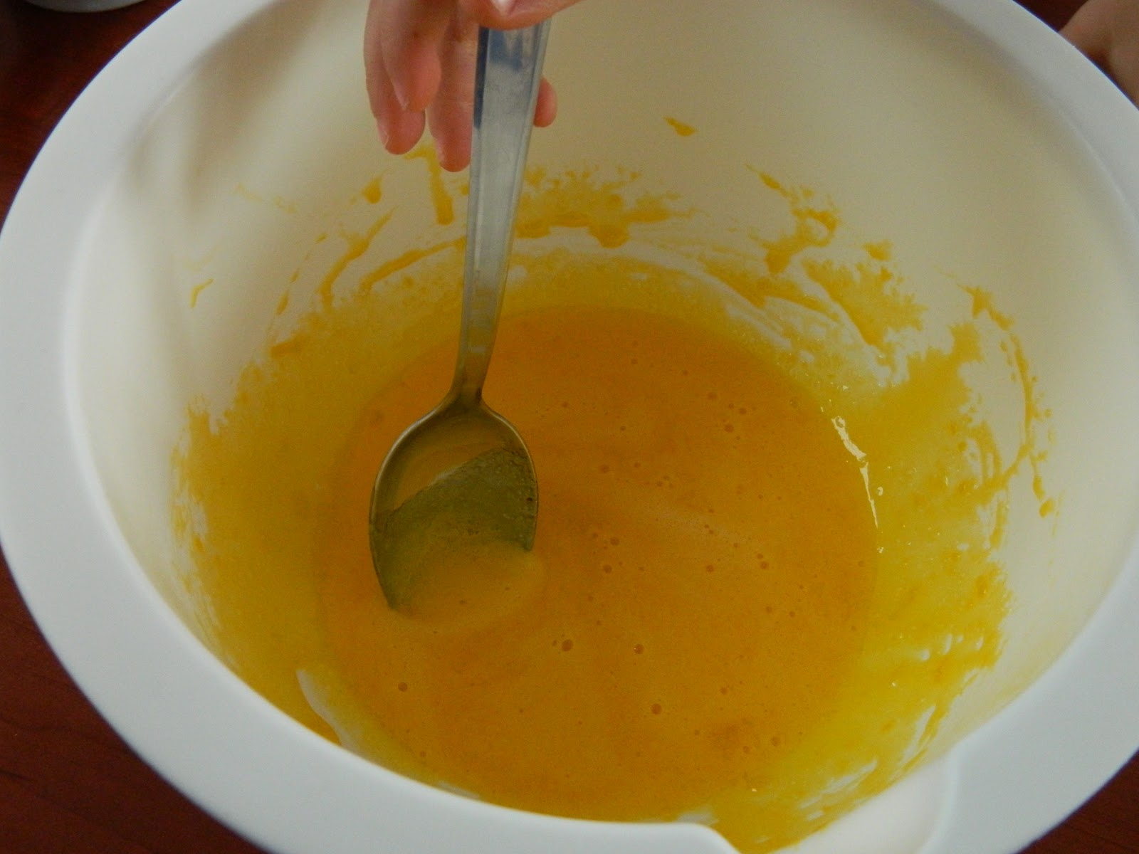 Bucataria casei noastre: Tort patrat, cu cacao si rom