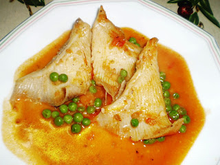 COCINA SIN TONTERIAS: Raya en salsa de picada